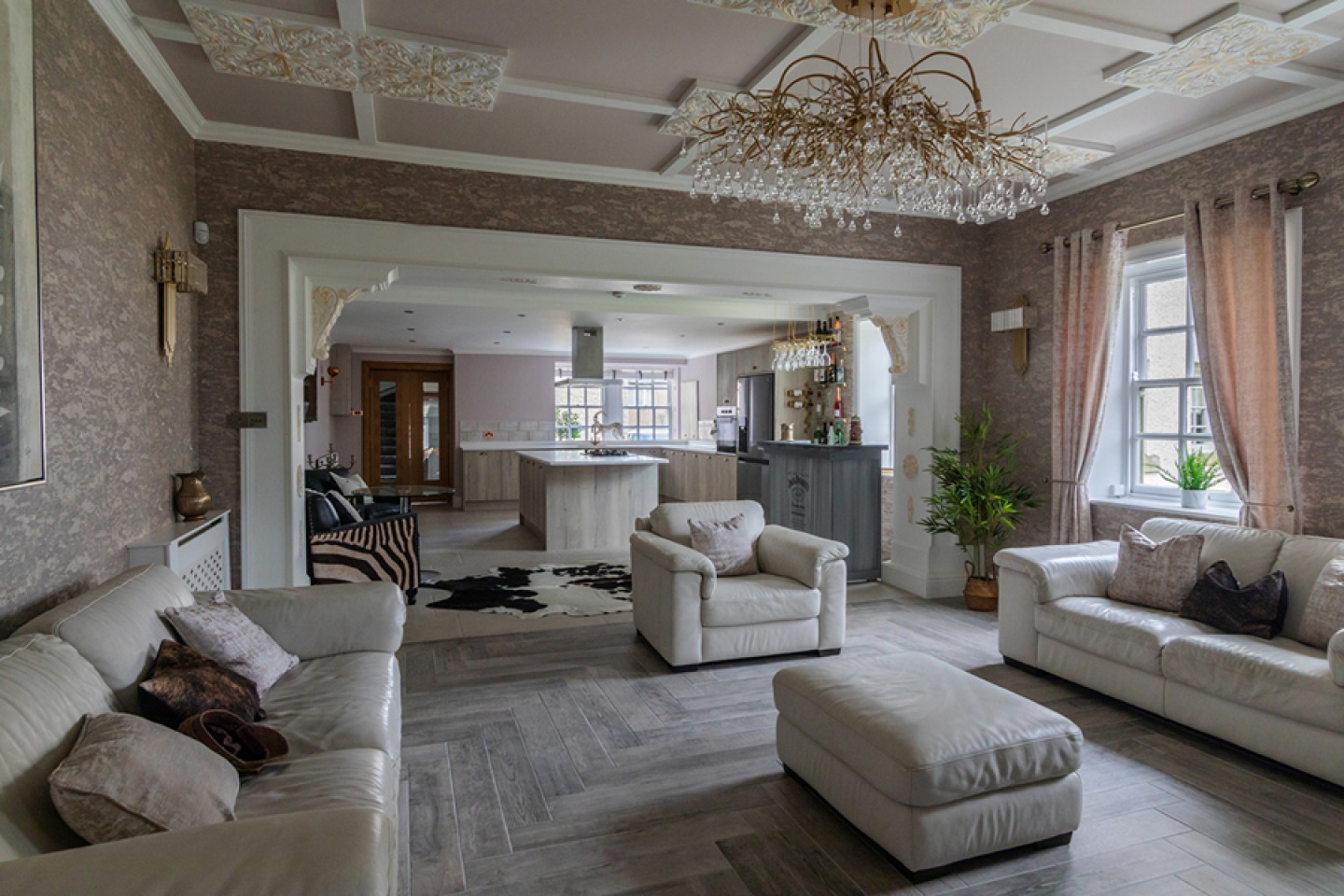 Take a Look Inside Oriel House, for Sale in Callerton Hall near Ponteland | Living North